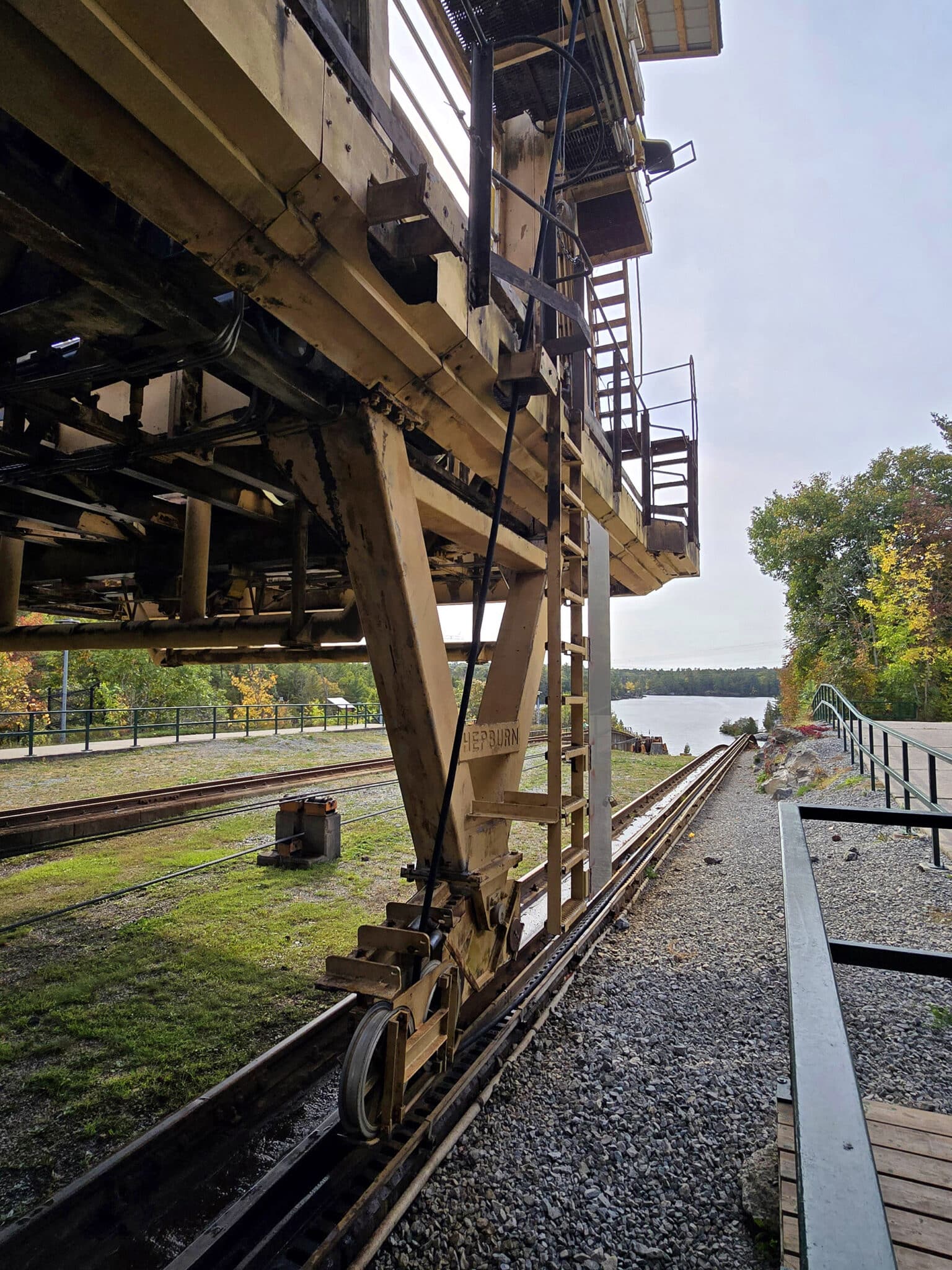 Big Chute Marine Railway [Unique Lock, Trent-Severn Waterway] - 2 Nerds ...