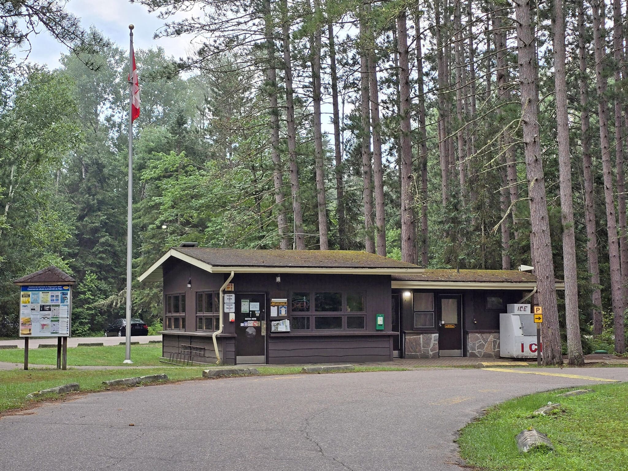 Pog Lake Campground - Algonquin Provincial Park - 2 Nerds In A Truck