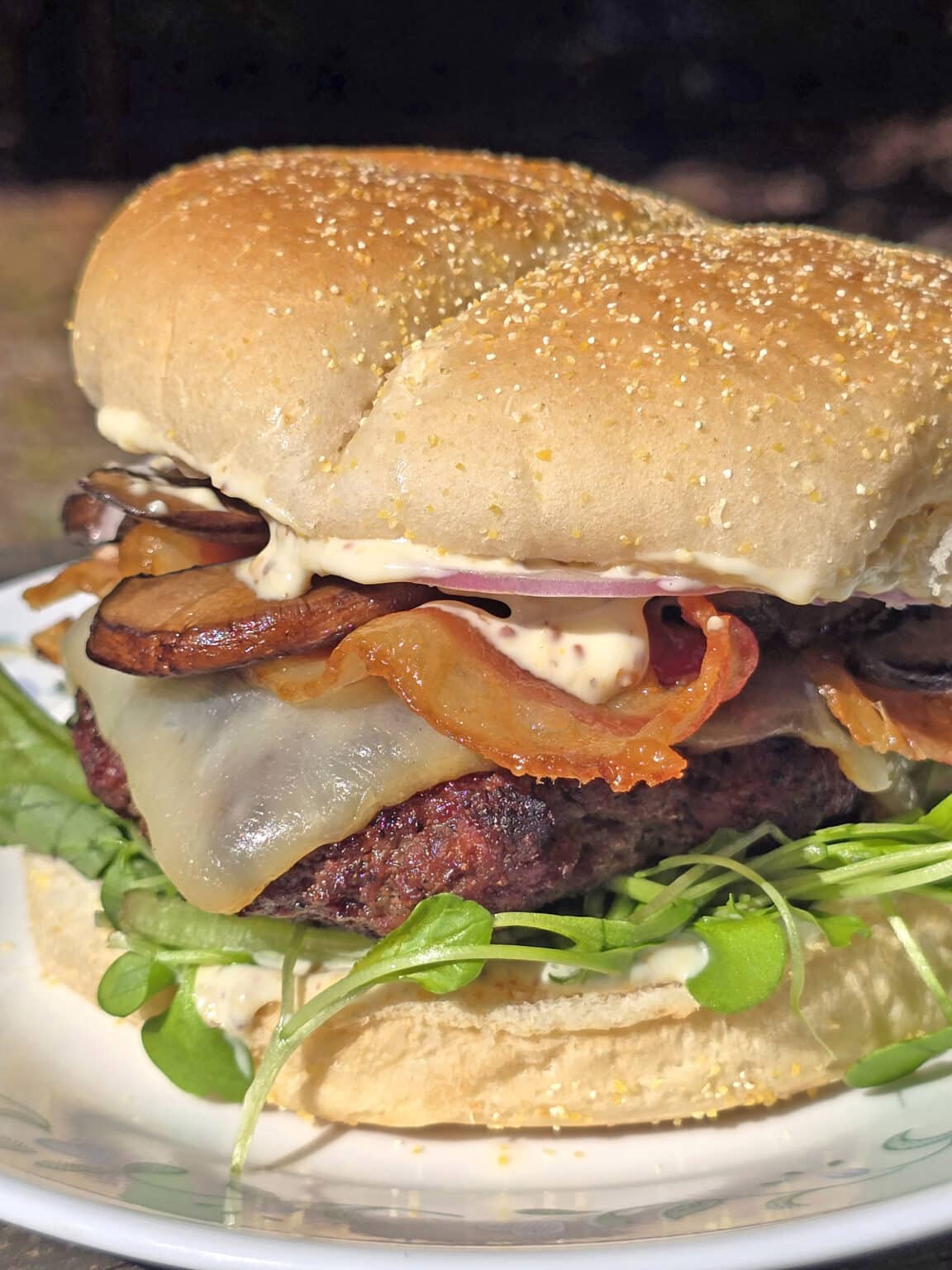 Juicy Elk Burgers Recipe [with Bacon & Sauteed Mushrooms] - 2 Nerds In ...